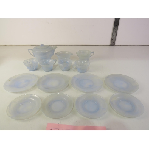 1940's blue swirl bakelite tea set