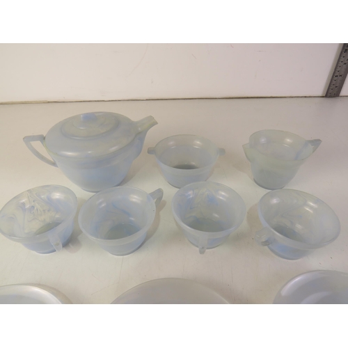 1940's blue swirl bakelite tea set