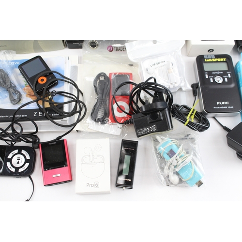 Portable MP3 Players & Wired/Wireless Earphones Job Lot *Untested*