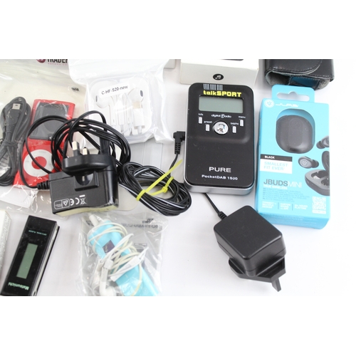 Portable MP3 Players & Wired/Wireless Earphones Job Lot *Untested*