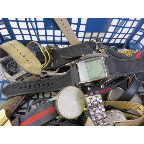 Job lot of assorted watches.