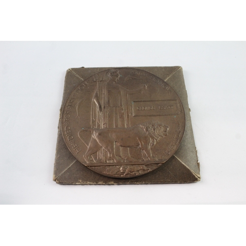 WW1 Death Plaque w/ Card Holder Named- George Issatt