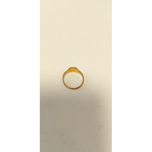 375 stamped gold childs ring 1.7g approx.