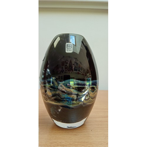 Medina glass vase