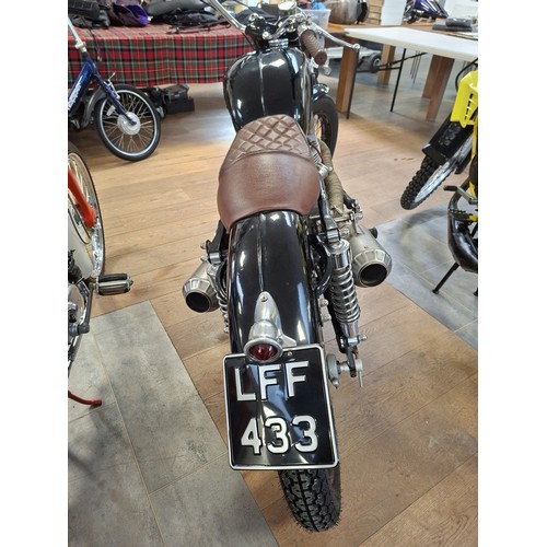 1961 Matchless bobber motorbike, V5 present. 10% commission on this ...