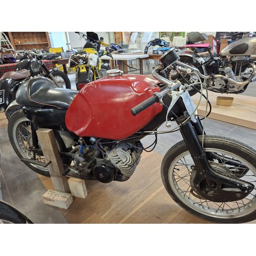 1960 Ariel Arrow racer motorbike 250cc been tuned and and ported, close ...