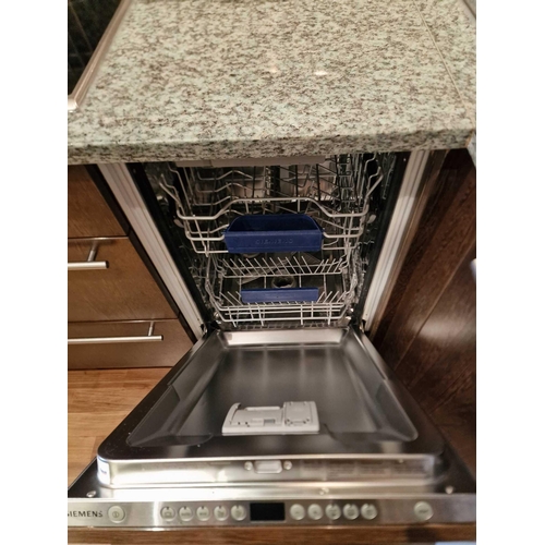 Siemens SD4P1S 10.0 Place settings integrated dishwasher 40 x 60 x 90cm ...