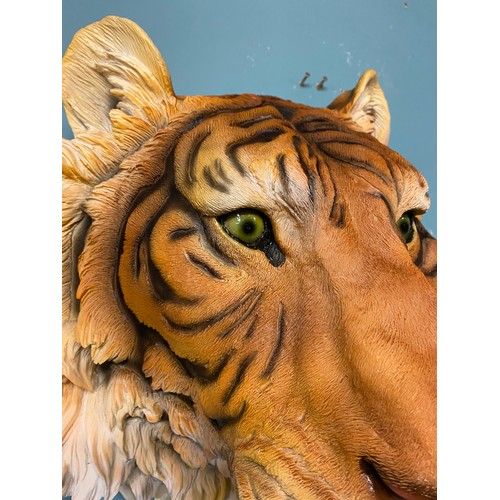 Resin Tiger head wall hanging
