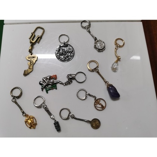 10 x vintage metal collectable keyrings including a amethyst stone, a ...