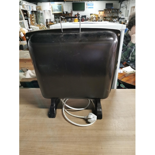 Vintage portable Belling & Co Ltd "Countess" Two bar 2000w electric heater