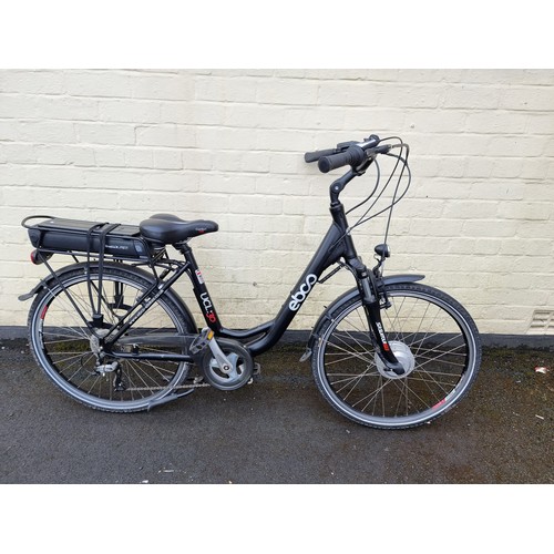 A ladies sit up and beg ebco UCL:30, 7 speed electric bike with charger ...