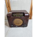 Vintage Bakelite Bush Valve Radio - Model DAC 90A. Due to the vintage ...