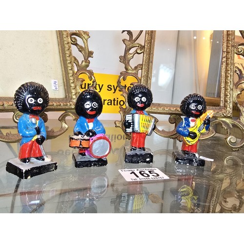 A collection of 4x rare vintage Robertson jam Golly band figures, the ...