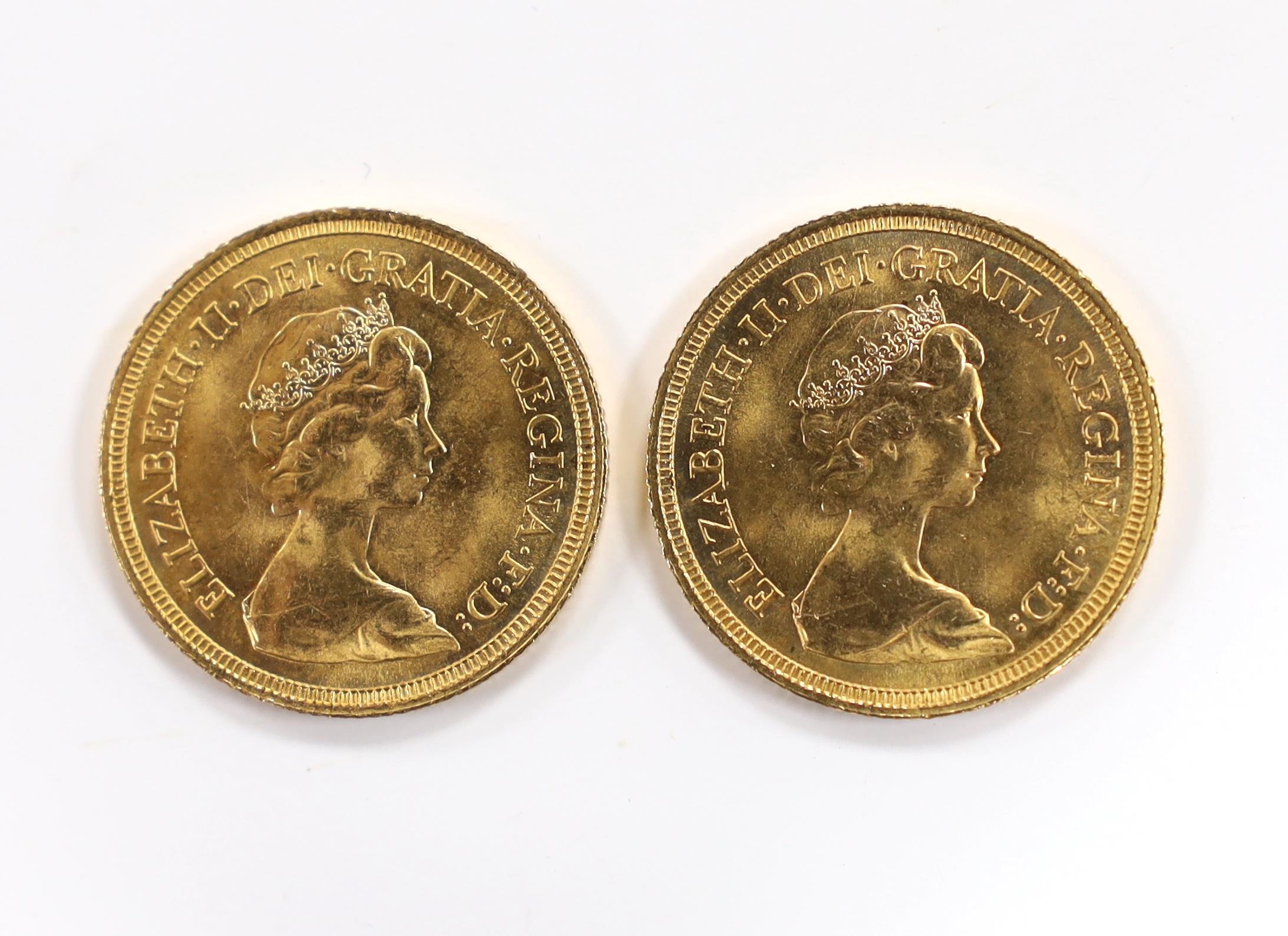 British gold coins - Two QEII gold sovereigns, 1974, near UNC, (S4204)