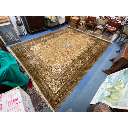 A large wool Keshan rug, approximately 276 x 365cm