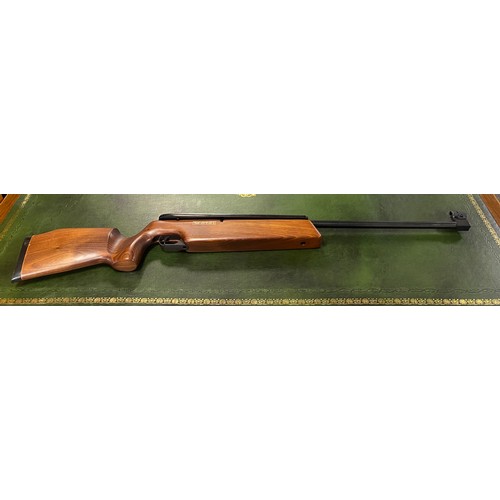 A Webley Osprey Super target .177 side lever air rifle, and case