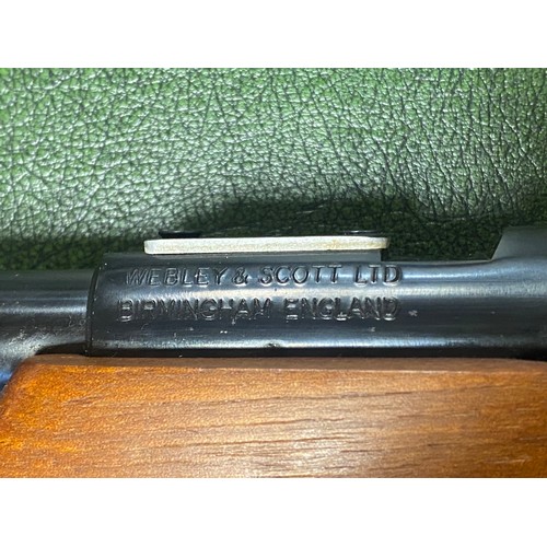 A Webley Osprey Super target .177 side lever air rifle, and case