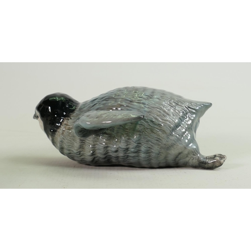 Beswick Penguin chick sliding model 2454: