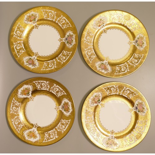 De Lamerie Fine Bone China heavily gilded Majestic floral patterned ...