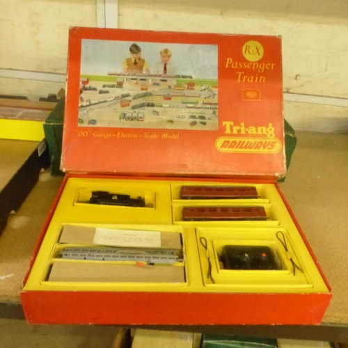 Tri-ang Railways, R2X Passenger Train. In original distressed box.