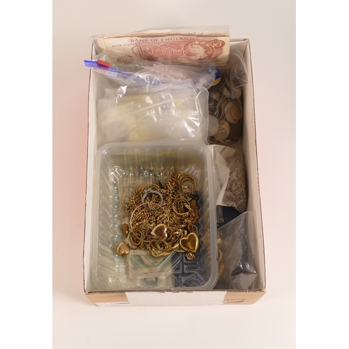 Job lot collection of gold plated & miscellaneous costume jewellery ...