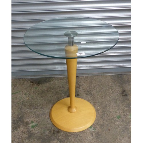 Modern Italain 'Calligaris' branded glass-topped pedestal lamp table ...