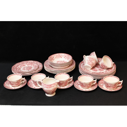 A collection of Alfred Meakin Staffordshire pottery