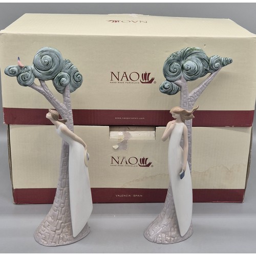 Two Large Nao Spanish porcelain figures; "Pause for thoughts" & "Song ...