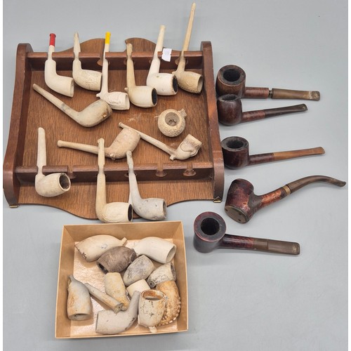 A Collection of antique collectable smoking pipes & clay pipes; Royal ...