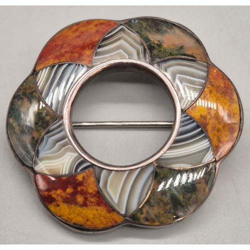 A Lot of three Victorian Scottish agate Brooches.