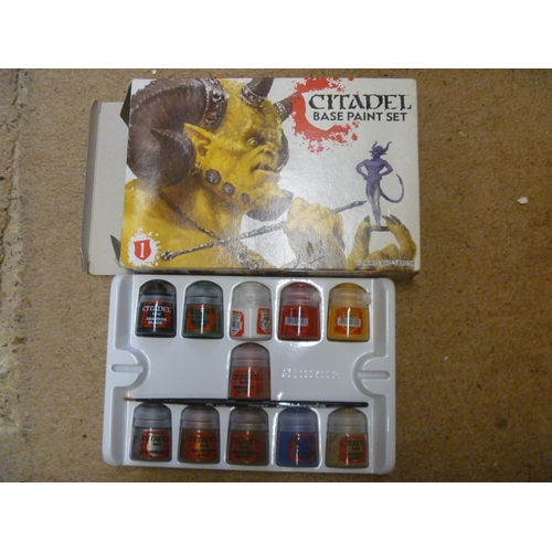 CITADEL BASE PAINT SET FOR WARHAMMER MINIATURES