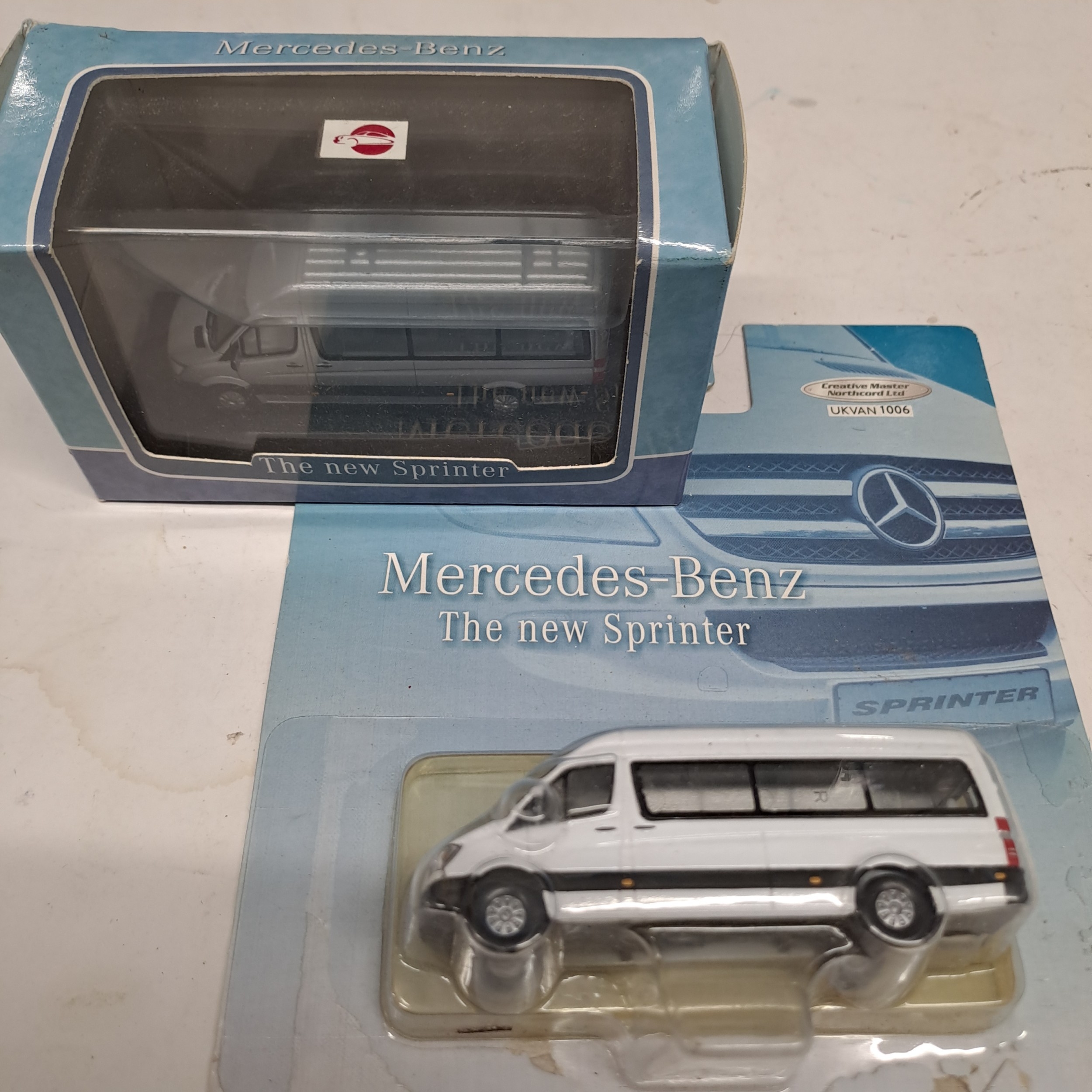 2 CREATIVE MASTER MERCEDES MINBUS