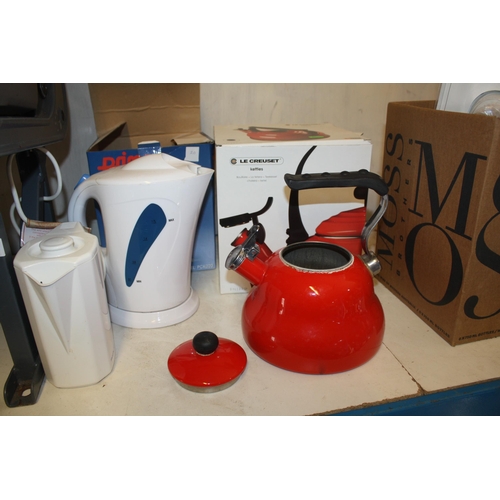 3 kettles