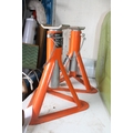 Pair Halfords 2 tonne axle stands