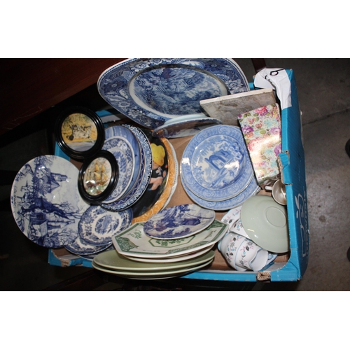 2 framed pot lids, blue & white & Delft plates