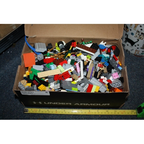 Shoe box Lego