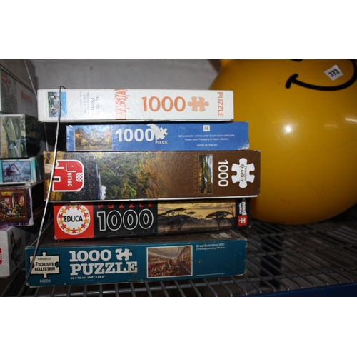 Bundle jigsaw puzzles