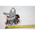 Wind up mechanical toy