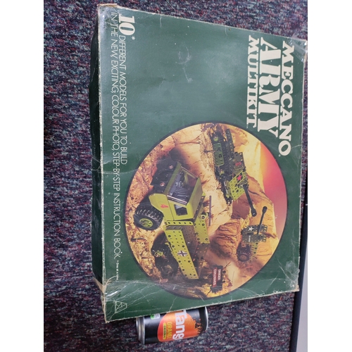 A vintage 1972 Meccano army multi kit set made by the Airfix group.