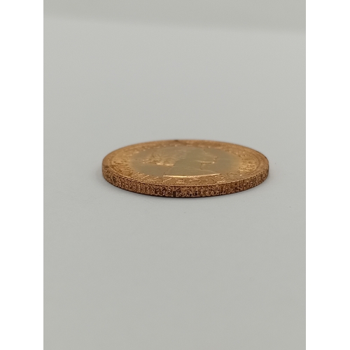 A 1962 Elizabeth gold full sovereign. Weight 8g