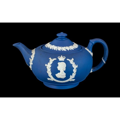 Wedgwood Original Portland Blue Jasper Tea Pot, early manufacture ...