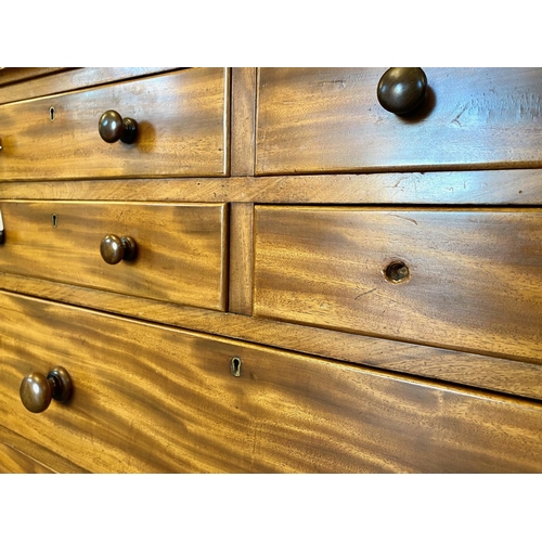 Mahogany Chest of Drawers, four small drawers over three deep drawers ...