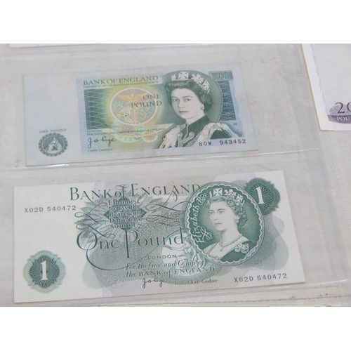 A large collection of vintage Bank of England banknotes total face ...