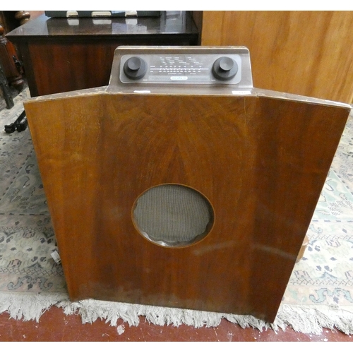 Gordon Russell designed Murphy radio type 146