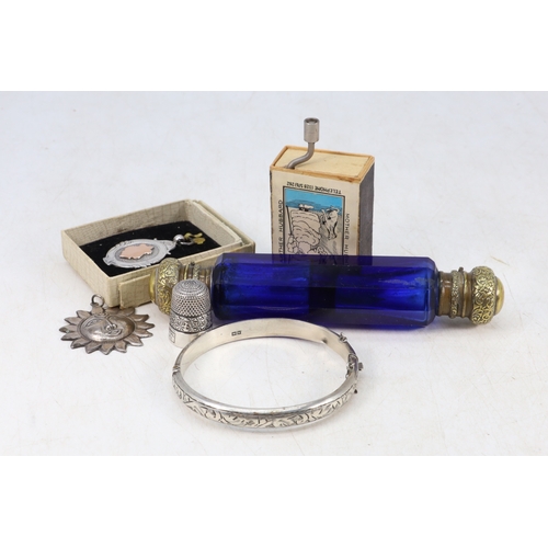 Matchbox music box together with a Victorian double ended glass scent ...