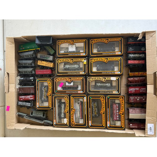 Quantity of Main Line boxed 00 Gauge wagons together with a selection ...