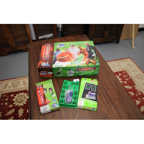Boxed Subbuteo 2000/2001 FA Premier League Edition together with ...