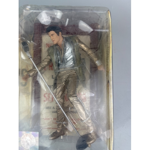 Rare McFarlane 2000’s Elvis Figure ‘The Year in Gold’