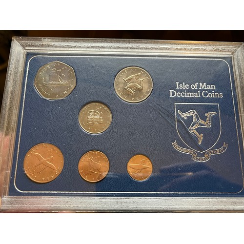 Isle of Man coins, proof set in plastic case 1976