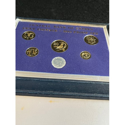 Central bank of Cyprus sent coinage, 1983, proof set.
